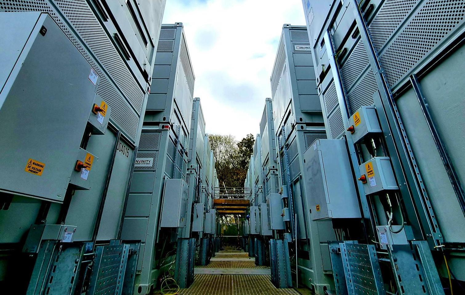 Invinity celebrates energisation of UK’s largest flow battery - San ...